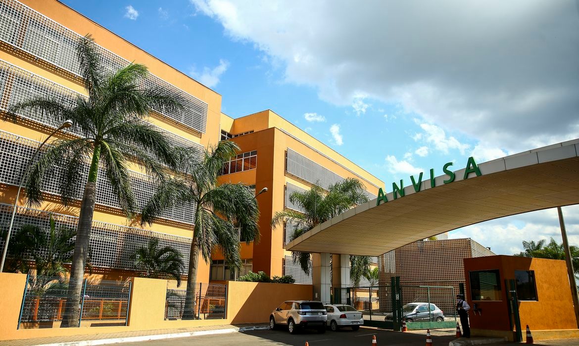 Anvisa estabelece novo modelo de inspeção para fabricantes de ...